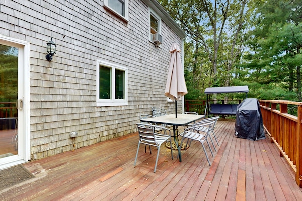 Charming Home With Private Pool, Spacious Deck & Inviting Coastal Comforts - Mashpee, MA