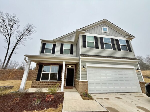 4 Bedrooms 5 Miles To High Point Furniture Market - High Point, NC