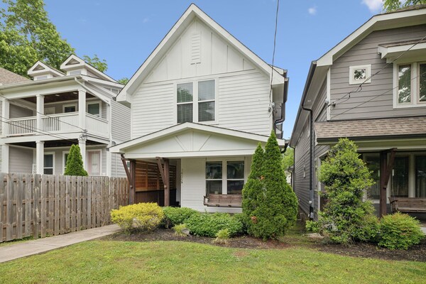 Cozy Retreat Mins To Broadway + East Nashville! - Nashville, TN
