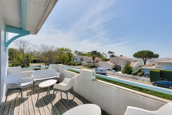 Villa Am Hafen Von Taussat Mit Swimmingpool - Andernos-les-Bains