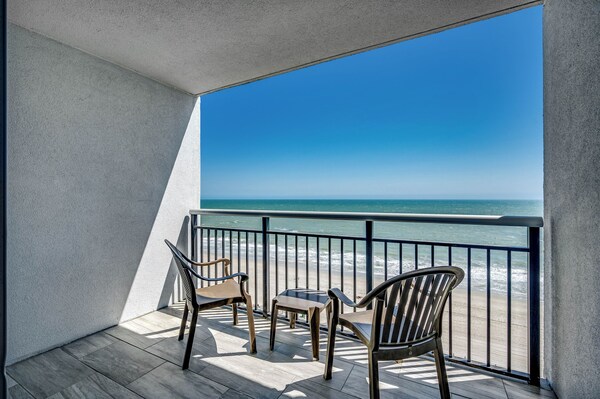 Direct Oceanfront 4br/4ba Unit - Bay View Resort By Luxury Beach Rentals - Myrtle Beach, SC