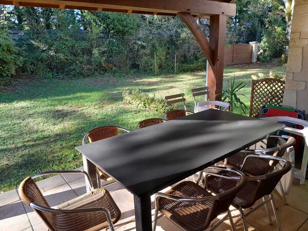 Spacieuse Maison 10 Pers. Jardin, Bbq, Parking - Brantôme en Périgord