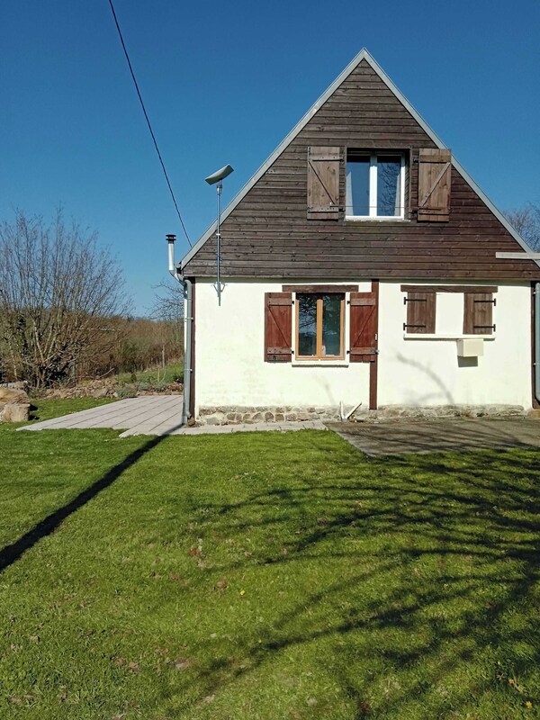 Butterfly Cottage : Rustic & Charming Cottage In Normandy - Normandy