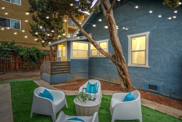 Sunset Shores | Near The Beach | Central Location - Long Beach, CA