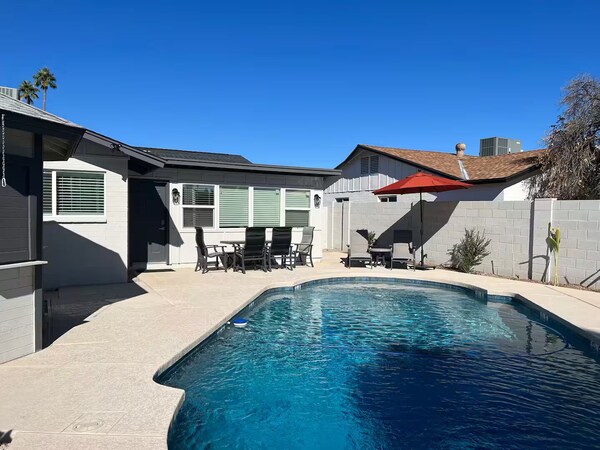 Modern Oasis In The Desert - Tempe, AZ
