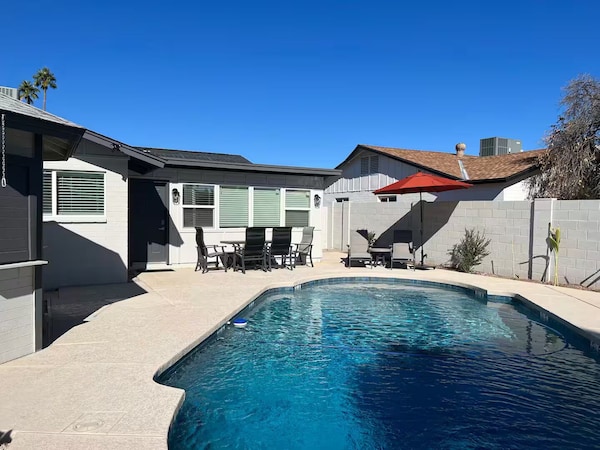 Modern Oasis In The Desert - Tempe, AZ