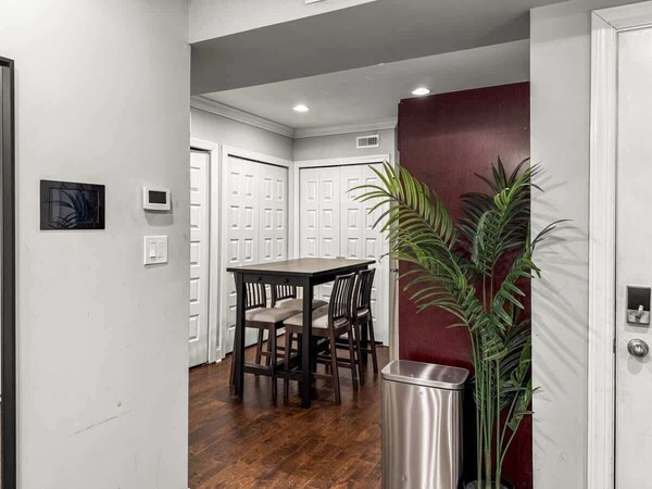 Luxury Studio | 2 Beds | Northern Liberties - West Oak Lane - Philadelphia