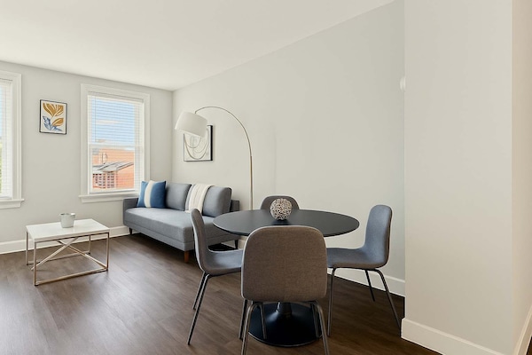 Luxury 1bd | 3 Beds | Queens Village - Lincoln Financial Field - Philadelphia