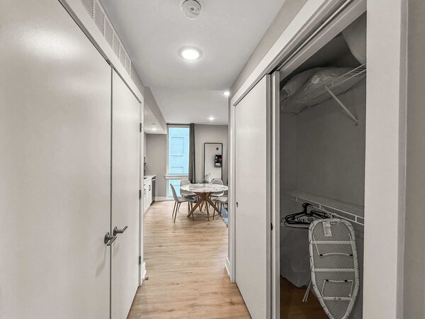 Luxury 1bd | 2 Beds | Northern Liberties - Cherry Hill, NJ