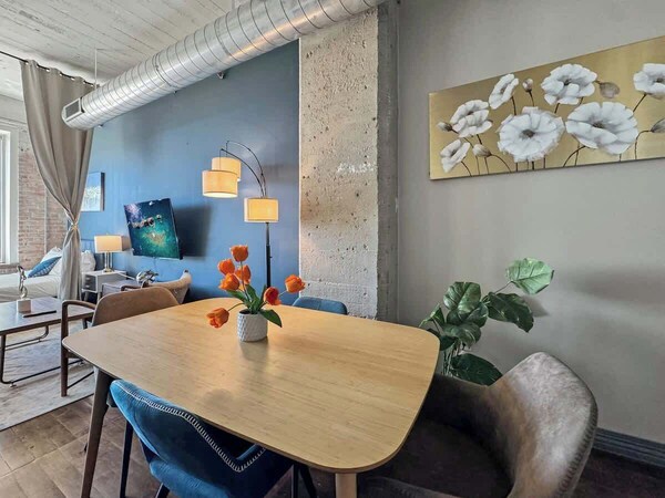Elegant 3bd | Dt Dallas | Sleeps 12 | Free Parking - 達拉斯