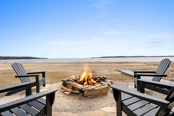 Moonlight Bay Retreat - Baileys Harbor, WI