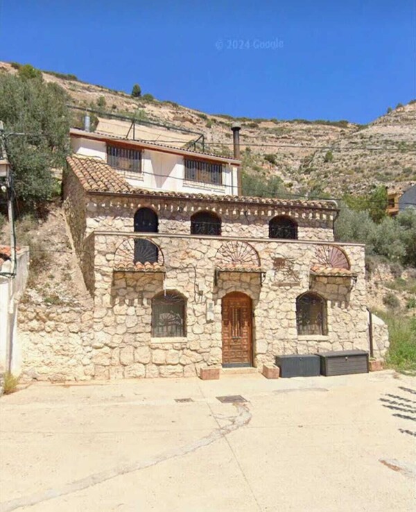 A Haven Of Peace In The Heart Of Nature. Ideal For Families With Pets - Alcalá del Júcar