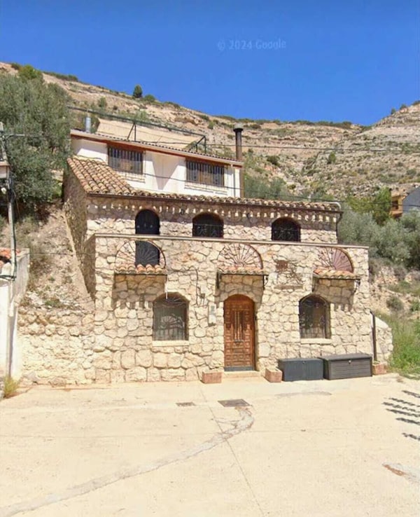 A Haven Of Peace In The Heart Of Nature. Ideal For Families With Pets - Alcalá del Júcar