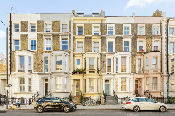 Charming Apartment In North Kensington - Edgware