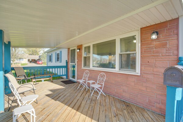 7 Mi To Dtwn Dayton: Home In Kettering W\/ Yard - Beavercreek, OH