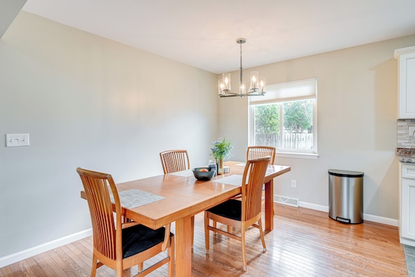 3 Mi To Dtwn Saginaw: Spacious & Updated Home! - Saginaw, MI