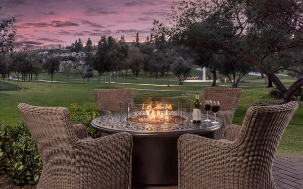 Tranquil Spa View Studio With Outdoor Firepit  Ultimate Relaxation Spot - Poway, CA