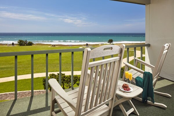 Cavalier Ocean View King Room | Heated Pools, Fire Pits & Steps To Whale Trail - Hearst Castle, San Simeon