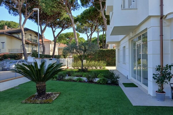 Cv006 - Cervia, Elegant Two-room Apartment With Air Conditioning - Cesenatico