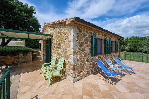 Apartamento 'Il Mandorlo' Con Terraza Privada, Wi-fi Y Aire Acondicionado - Suvereto