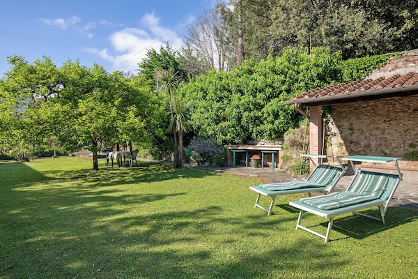 Apartamento 'Marconi 22, Garden Wifi' Con Terraza Privada, Jardín Compartido Y Wi-fi - Pietrasanta