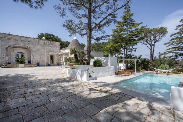 Guesthost Borgo Lucia With Pool - Trullo Dottato - Locorotondo