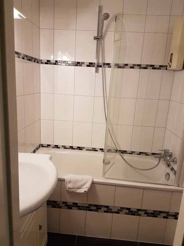 Modern Vacation Apartment - Wolfsburg