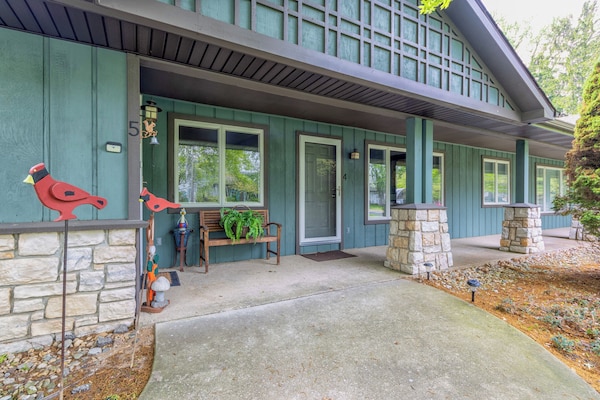 Walking Distance To Many Local Attractions - Perfect For A Relaxing Getaway! - Holland, MI