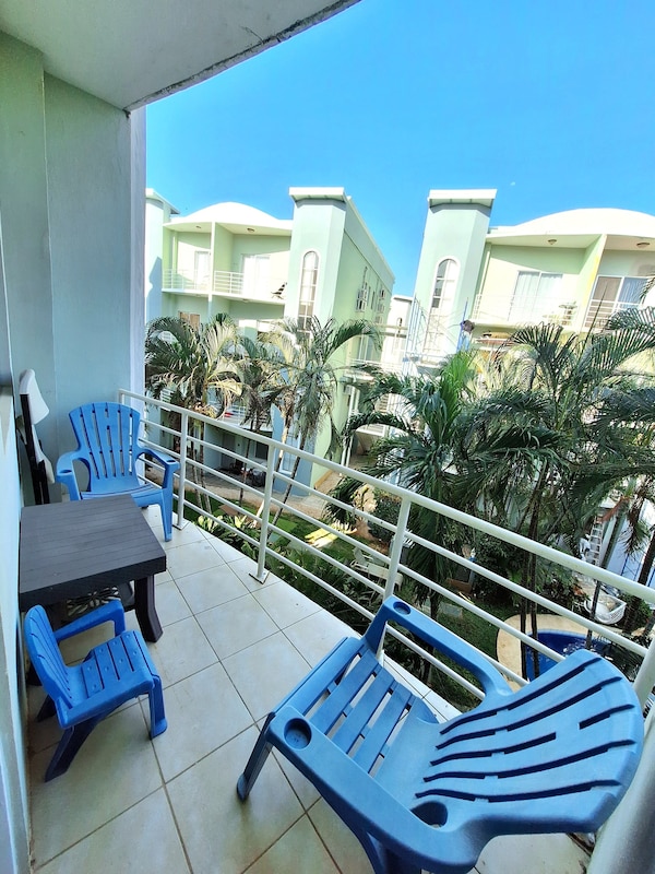 - Walking Distance \N2-bedroom Apartment With Ac, Wifi In Tamarindo Beach - Playa Langosta