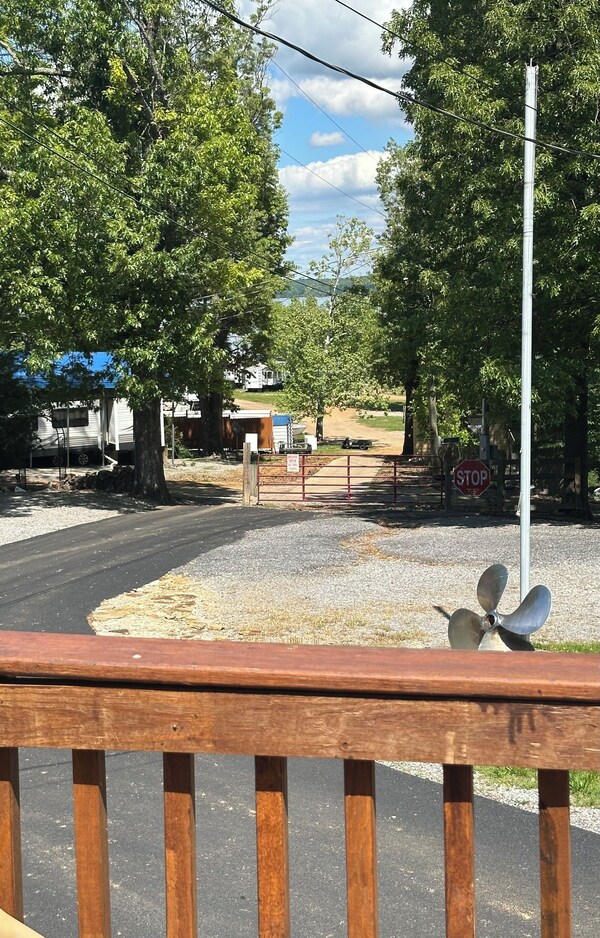 Sunny Daze Family-friendly 2-bedroom With A Short Walk To Kentucky Lake! - Kentucky