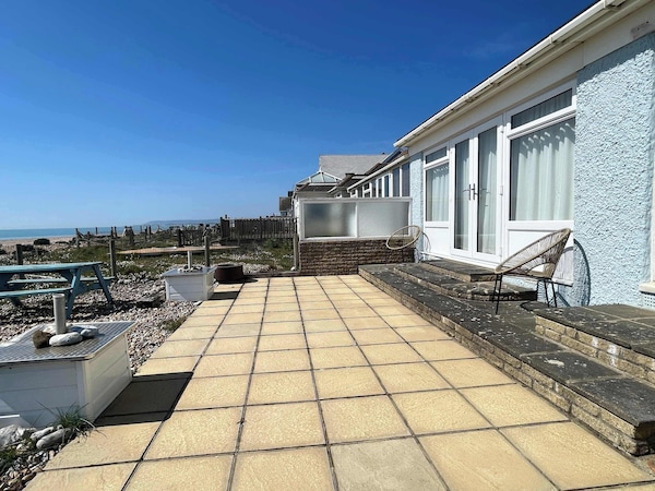 The Coastal Crab - Family-friendly Three-bed Beach House In Pevensey - Eastbourne