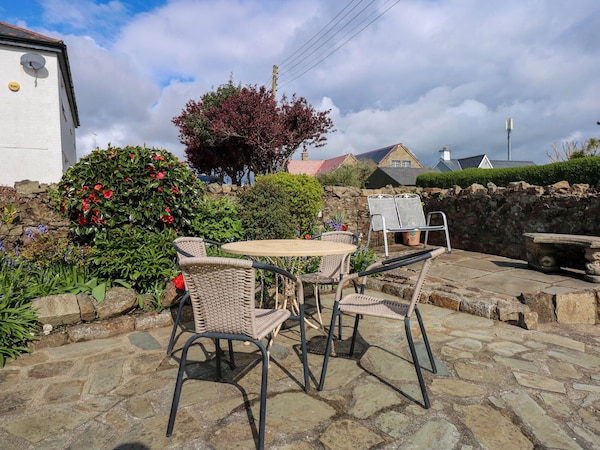 Angorfa Bach, Pet Friendly, Country Holiday Cottage In Abersoch - Abersoch
