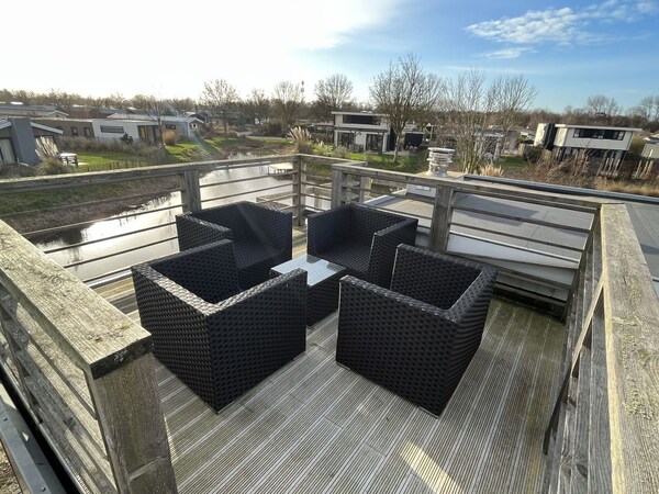Beautiful Private Villa For 6 Guests With Wifi, Tv, Terrace And Parking - Hellevoetsluis
