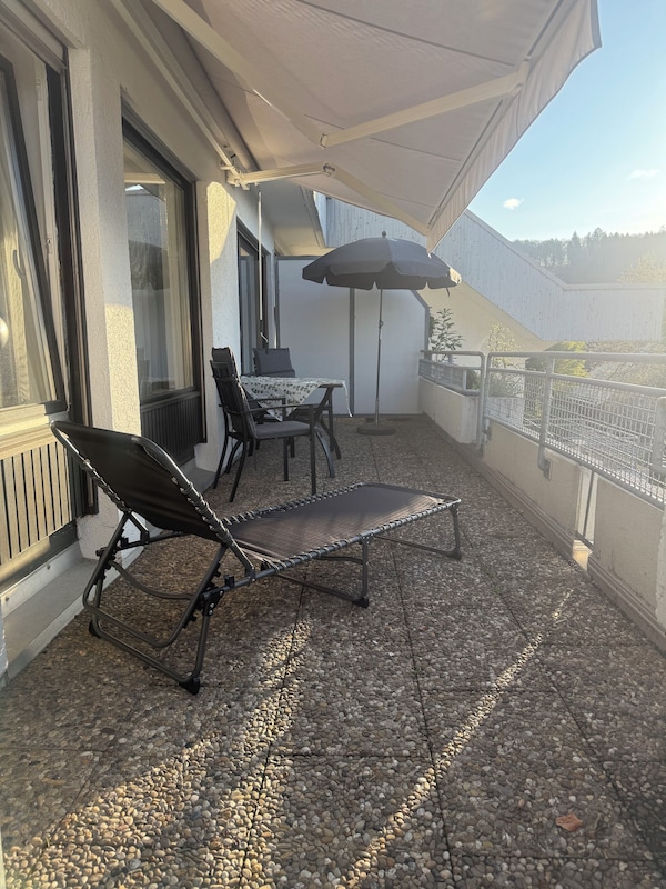 Bernies Waldshut - Sonniges Apartment - Stadtnah Mit Balkon Und Tiefgarage - Albbruck