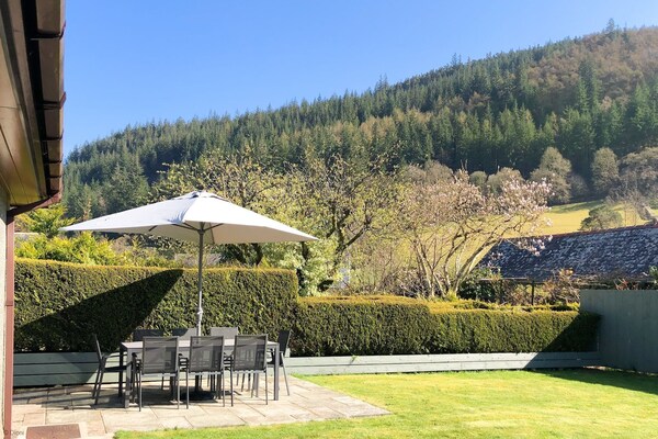 Spacious Three Bedroom Holiday Cottage In Betws Y Coed | Creigia-betws - Betws-y-Coed