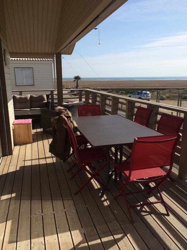 Comfortable, Fully-equipped Seafront Chalet For Summer And Winter Enjoyment - Gruissan