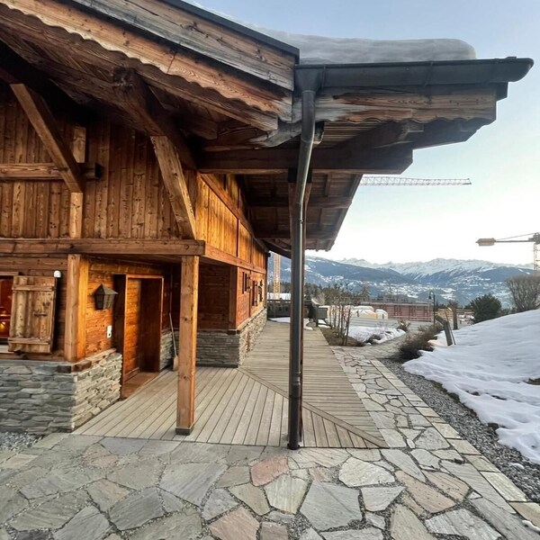 Modern Swiss Chalet For Skiers, Golfers And Entertainers Above The Clouds - Sierre