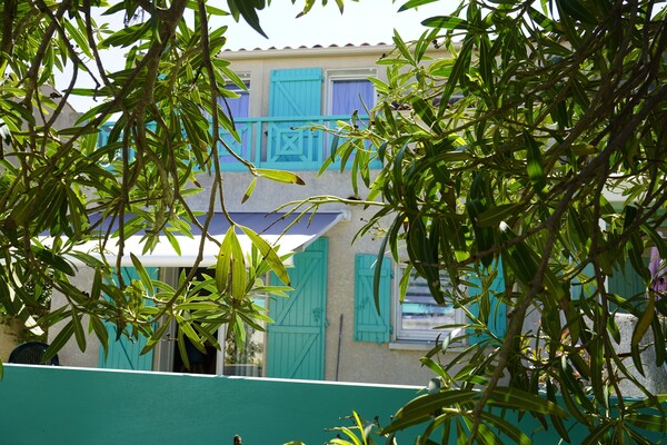 Quiet Villa, Large Terrace, Sleeps 7. 50 M From Grazel Beach - Gruissan