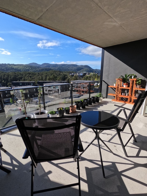 Modern Apartment Near Bergen, In Søfteland & Nature - Bergen