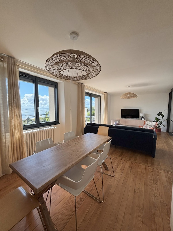 Sea View House With Terrace - Brest