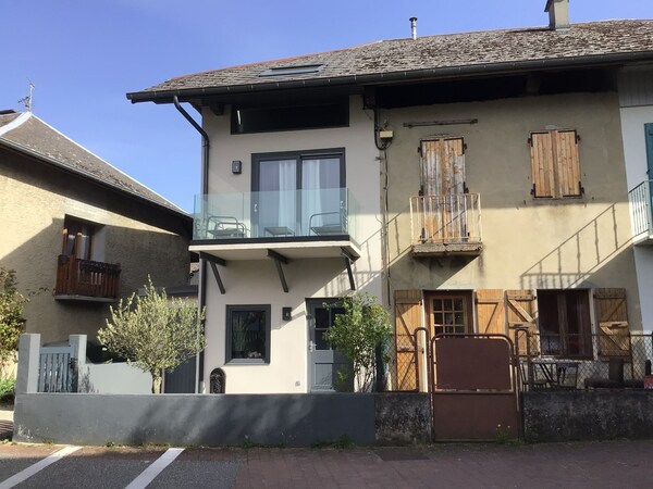 Au Bord Du Lac Cottage - Chambéry