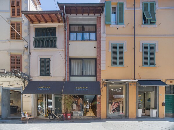 Charme E Design By Interhome - Forte dei Marmi