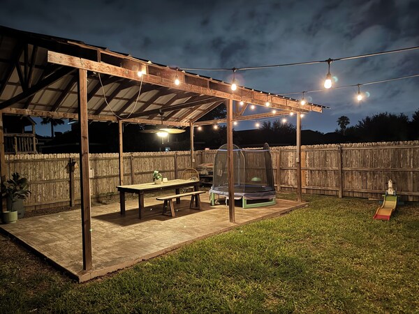 Charming Boho Home In Edinburg - Pharr, TX