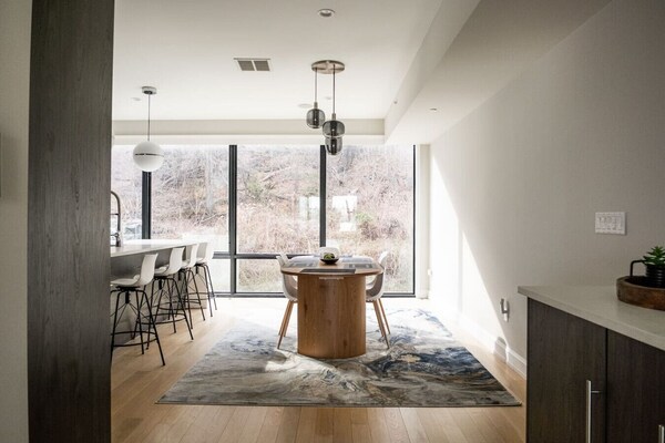 Chic Luxury: 4br Townhome + Den + Nyc Views - ジャージー島