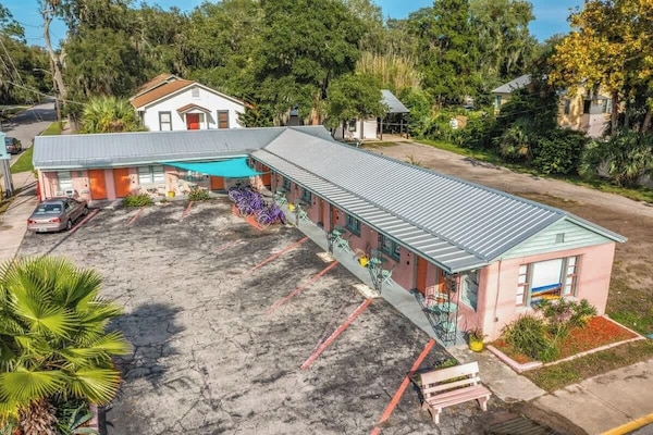 Back In Time Motel- Charming 50's In St Augustine - St. Augustine, FL