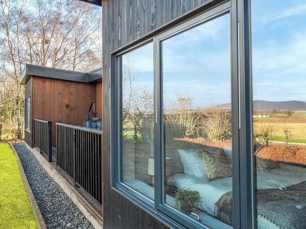 2 Bedroom Accommodation In Buchlyvie - Aberfoyle