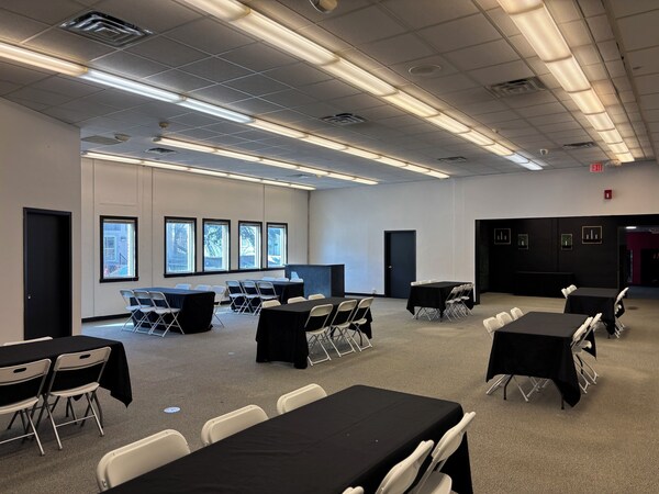Midtown/downtown Area!! \Nevents, Weddings, And Birthday Parties - Omaha, NE