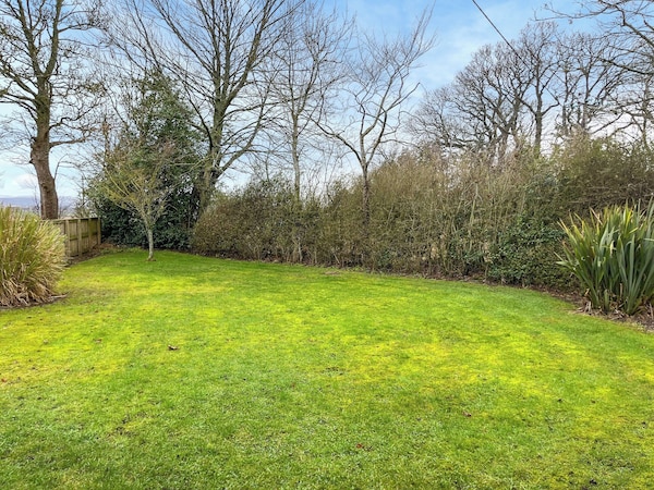 1 Bedroom Accommodation In Kettins, Near Coupar Angus - Fife