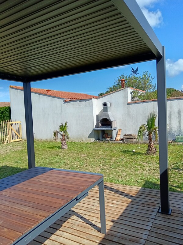 Villa øDysséa - F6 Grande Maison Tout Confort + Jardin à 200 M Plage & Marché - Saint-Denis-d'Oléron