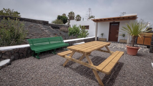 Casa Ico Lanzarote. House On Volcanic Lava Flow In A Natural Space. - Lanzarote Airport (ACE)